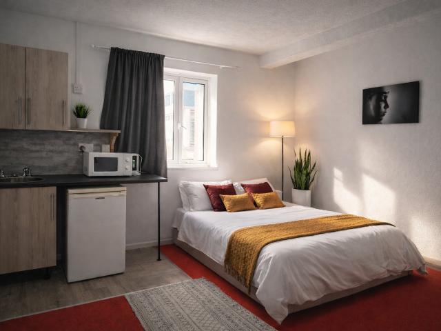 Room in Darlaston WS10 8BG
