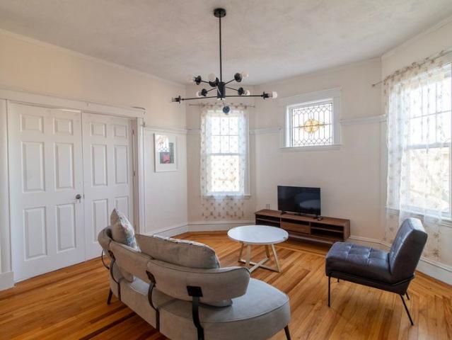 Room in Dorchester Center on a flexible lease
