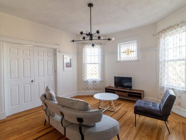 Room in Dorchester Center on a flexible lease