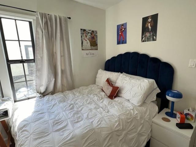 Room in Eagle Rock for rent