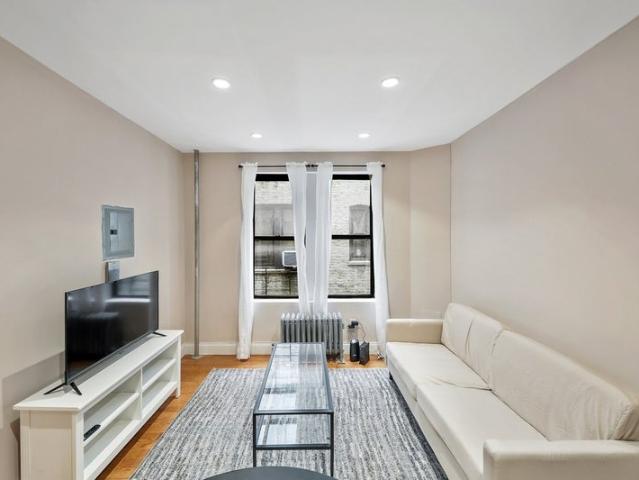Room in East Harlem on a flexible lease
