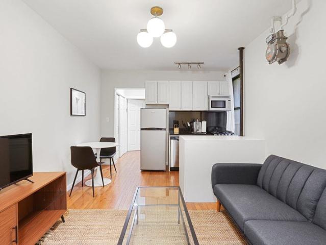 Room in East Harlem on a flexible lease