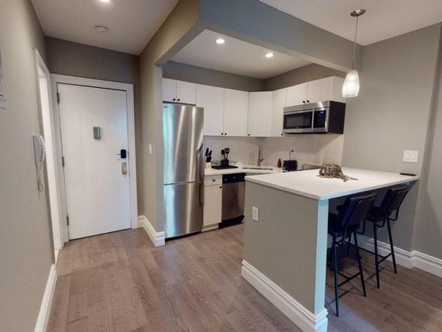 Room in East Village on a flexible lease