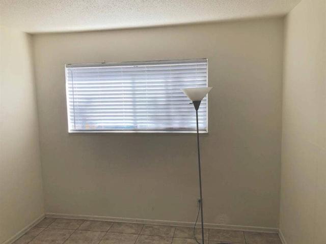 Room in Eastside Costa Mesa