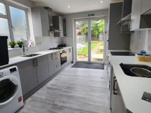 room in Elmstead Avenue, Wembley
