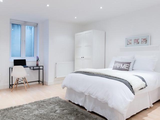 room in Fulham