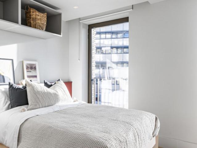 room in Flat 21, Room 3
