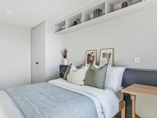 room in Flat 42, Room 1