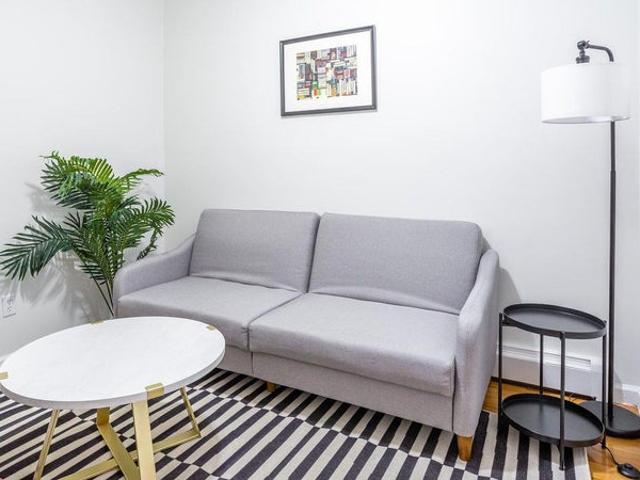 Room in Flatbush on a flexible lease