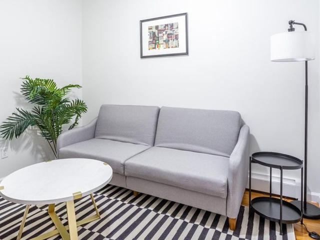 Room in Flatbush on a flexible lease