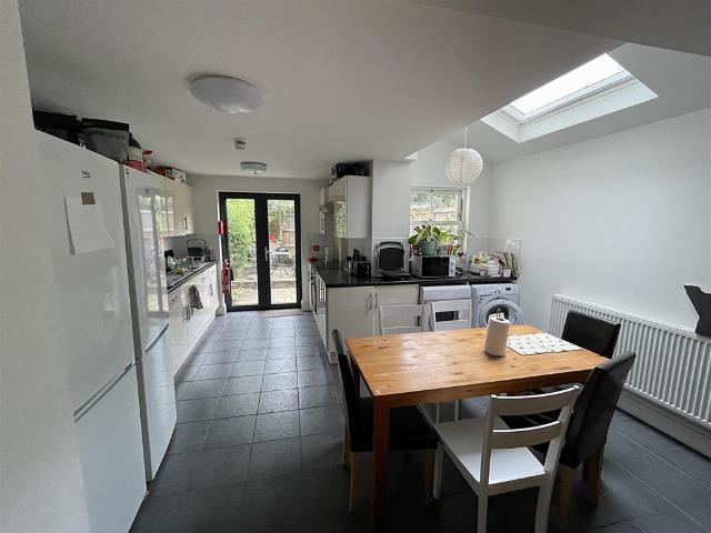 room in Herbert Street, Cambridge