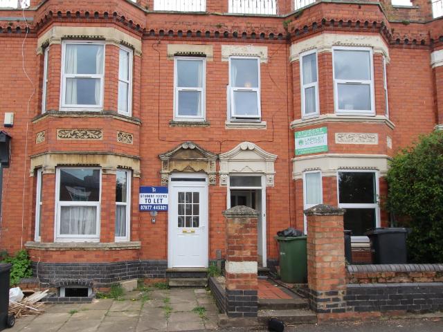 room in Himbleton Road