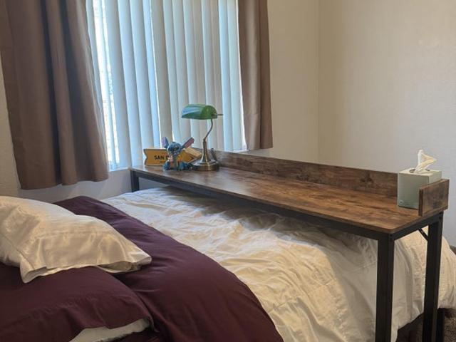 Room in house, close to freeway