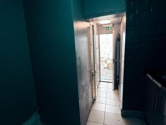 Room in Ilford