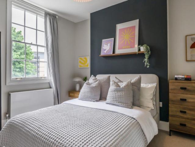 room in Islington