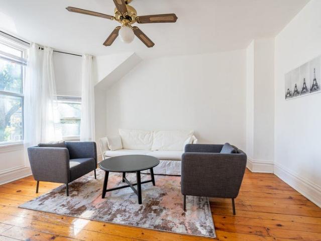 Room in Lake View on a flexible lease