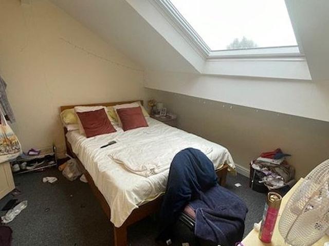 Room in Leeds