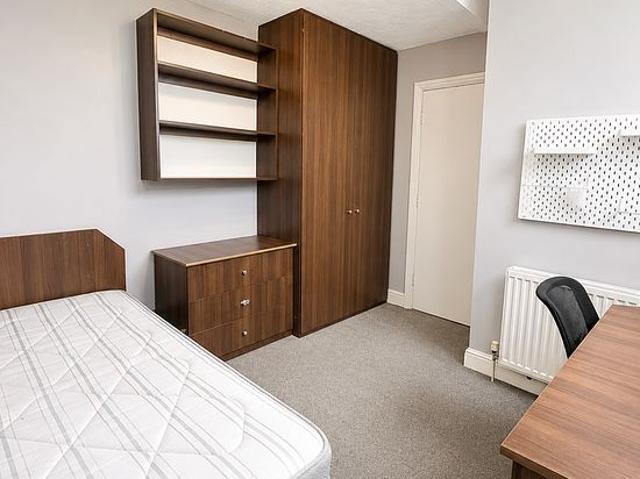 Room in Leeds