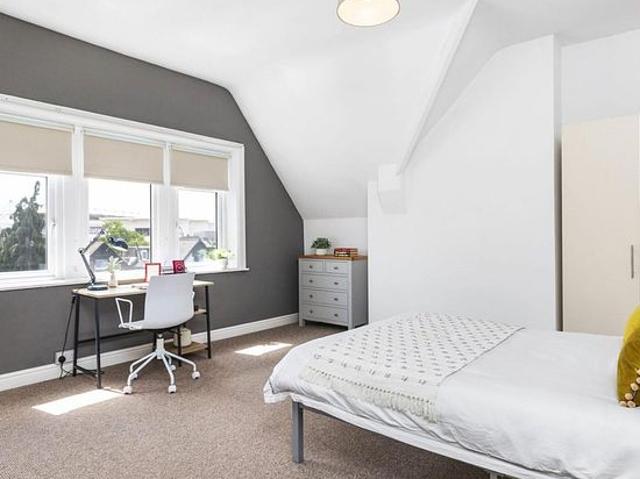 Room in Leeds