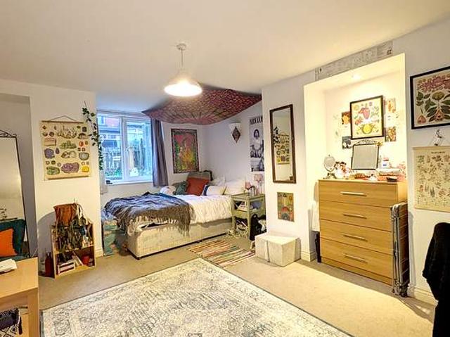 Room in Leeds