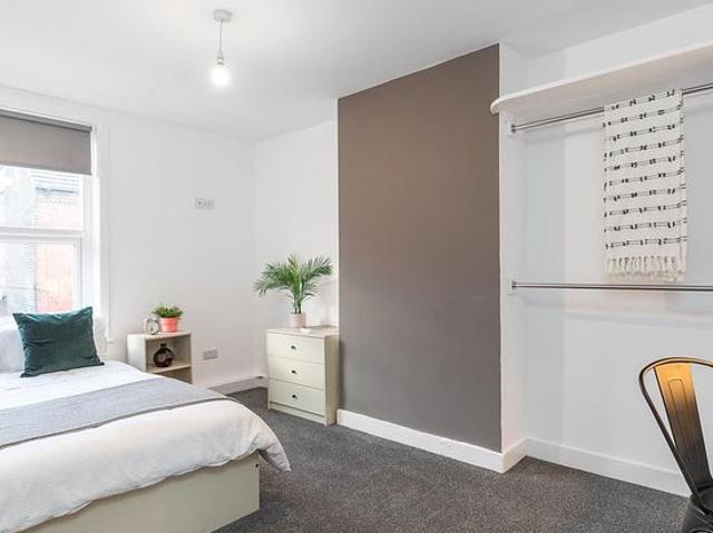 Room in Leeds