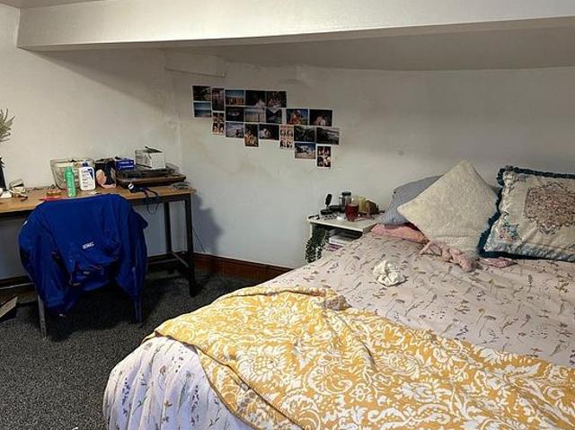 Room in Leeds