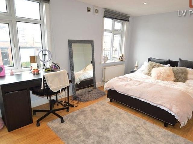 Room in Leeds