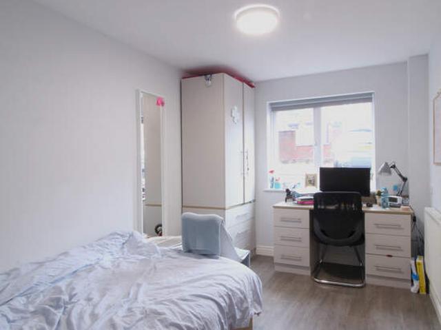 Room in Leeds