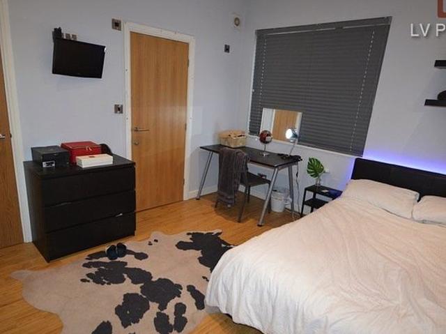 Room in Leeds