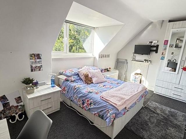 Room in Leeds
