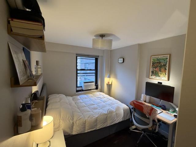 Room in LES, 3 bed 2 bath