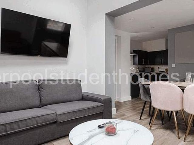 Room in Liverpool
