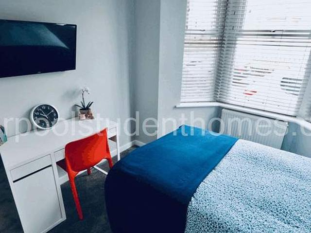 Room in Liverpool