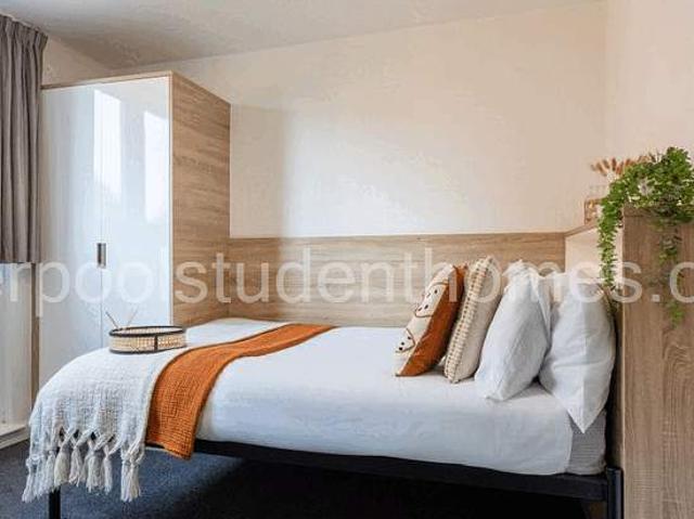Room in Liverpool