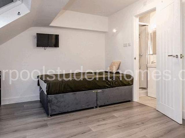 Room in Liverpool