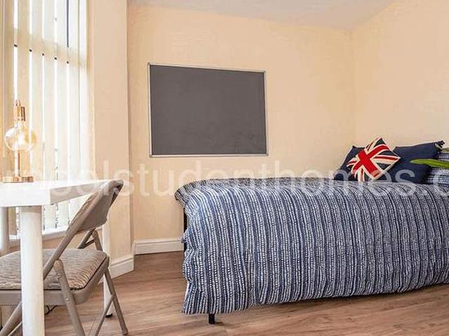 Room in Liverpool
