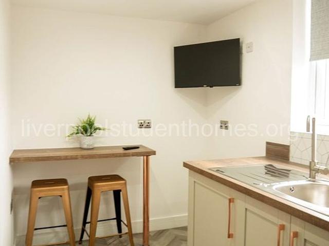 Room in Liverpool