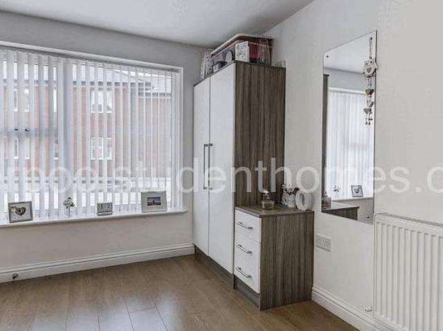 Room in Liverpool