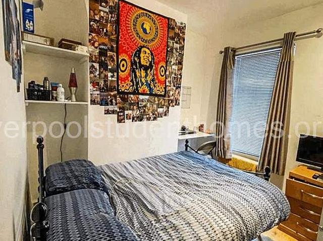 Room in Liverpool