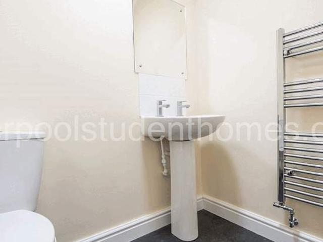 Room in Liverpool