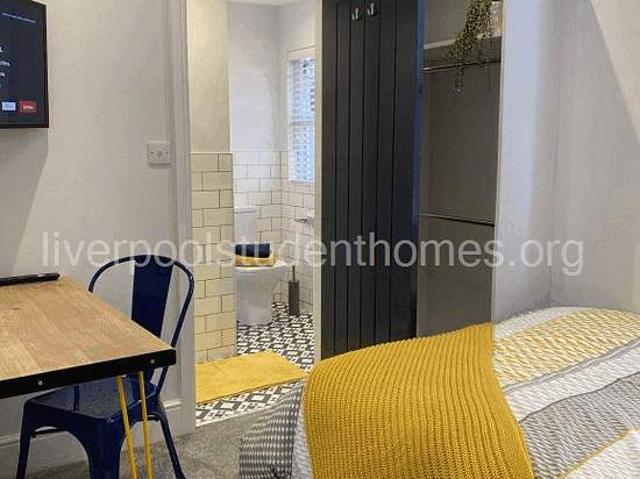Room in Liverpool