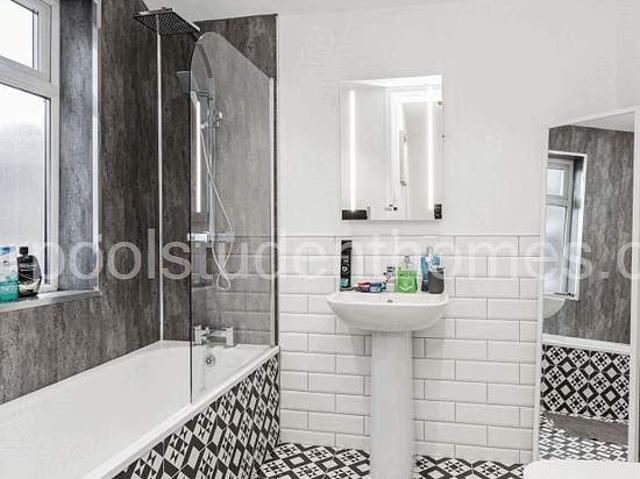 Room in Liverpool