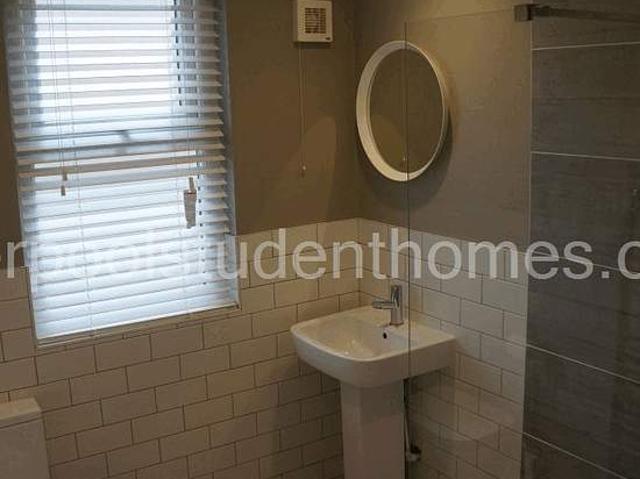 Room in Liverpool