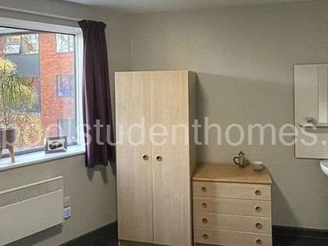 Room in Liverpool