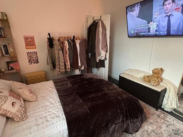 Room in London