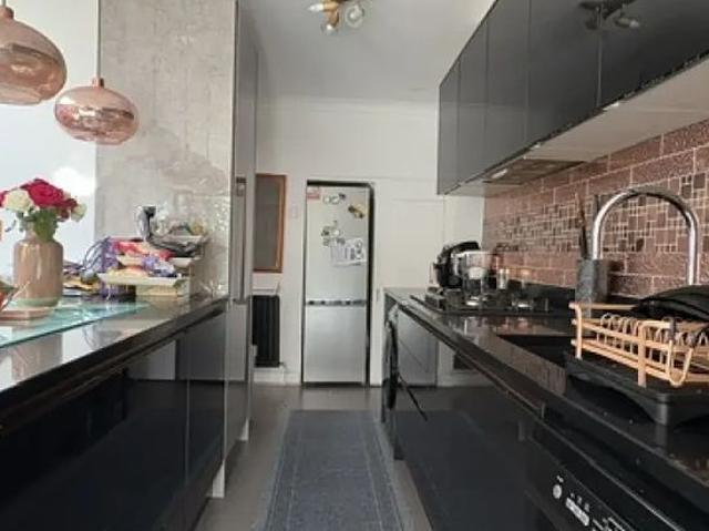 Room in London