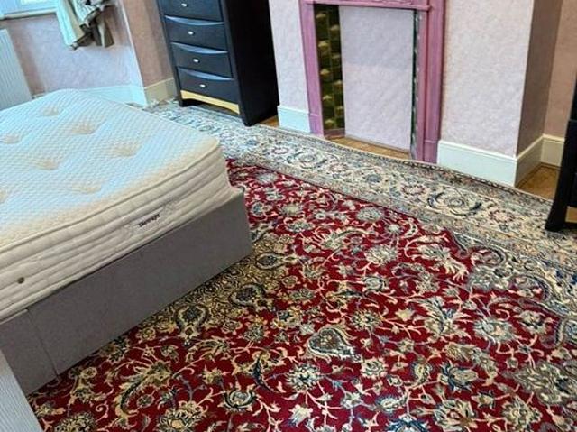 Room in London