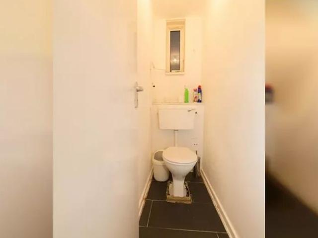 Room in London
