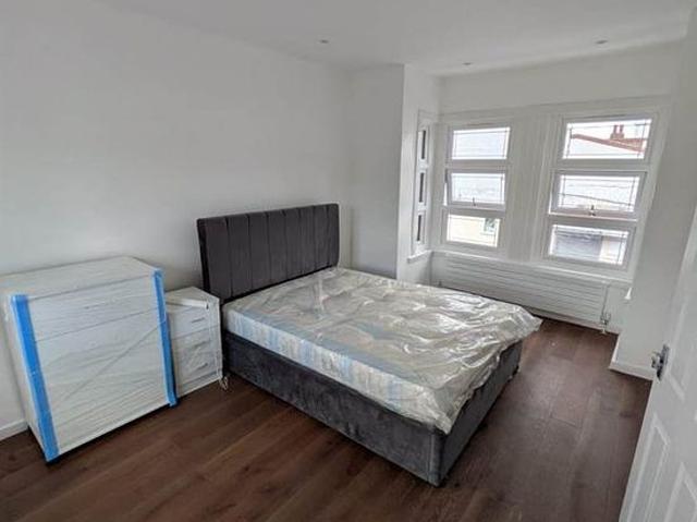 Room in London