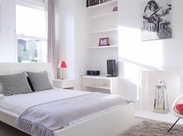 Room in London